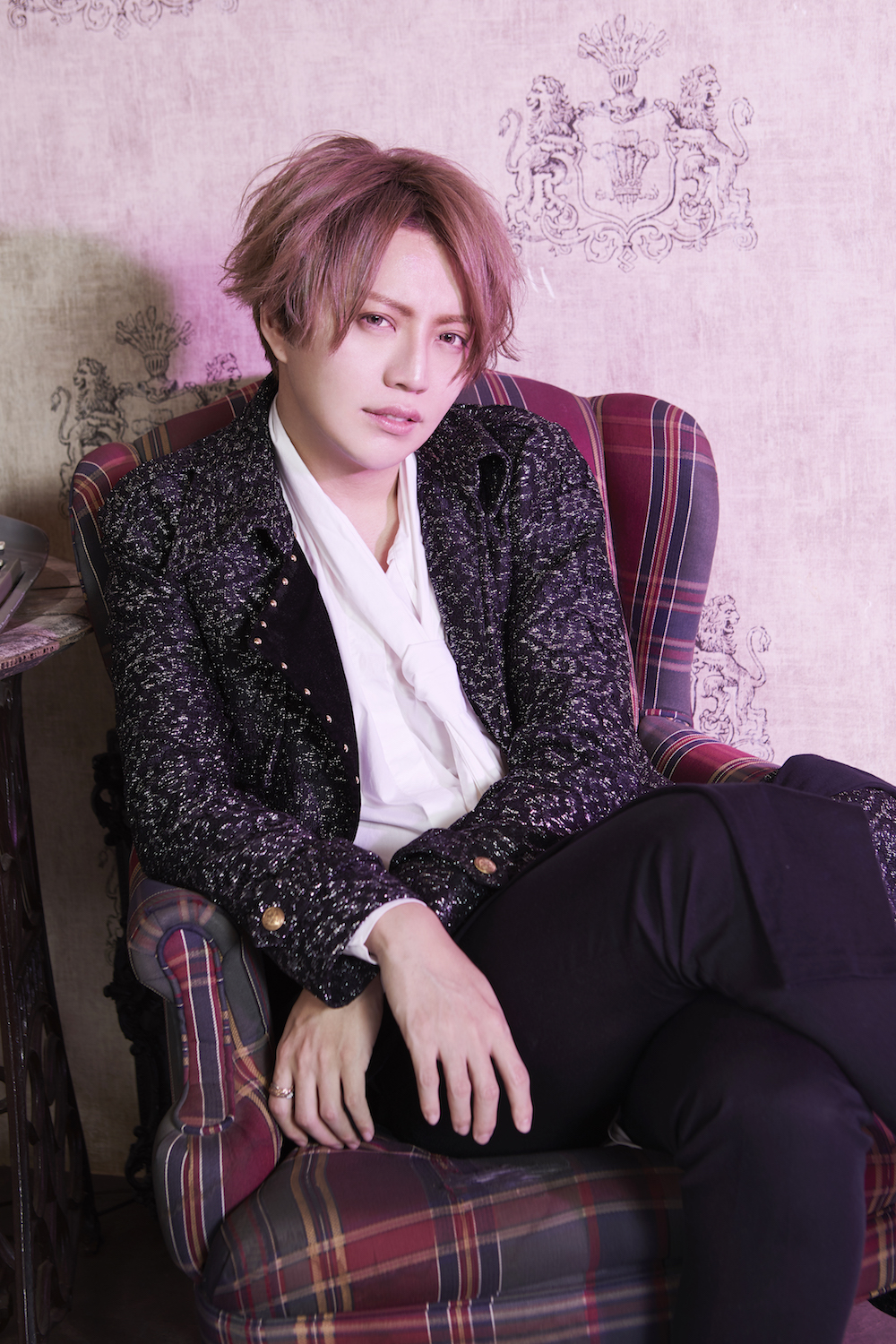 A9 - Détails du single, nouveau look, nouveau clip et nouveaux concerts ...