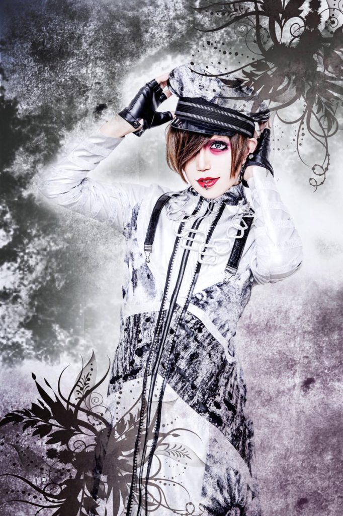 Roub - Nouveau look - Crimson Lotus - Visual Kei promotion