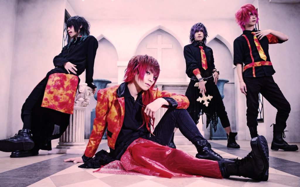 Houts - Nouveau look - Crimson Lotus - Visual Kei promotion