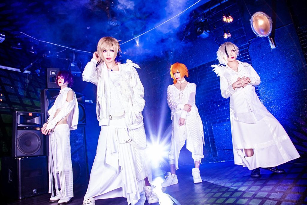 Alphalia - Départ du guitariste - Crimson Lotus - Visual Kei promotion
