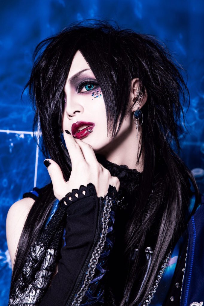 NETH PRIERE CAIN - Nouveau single, nouveau clip et nouveau look ...