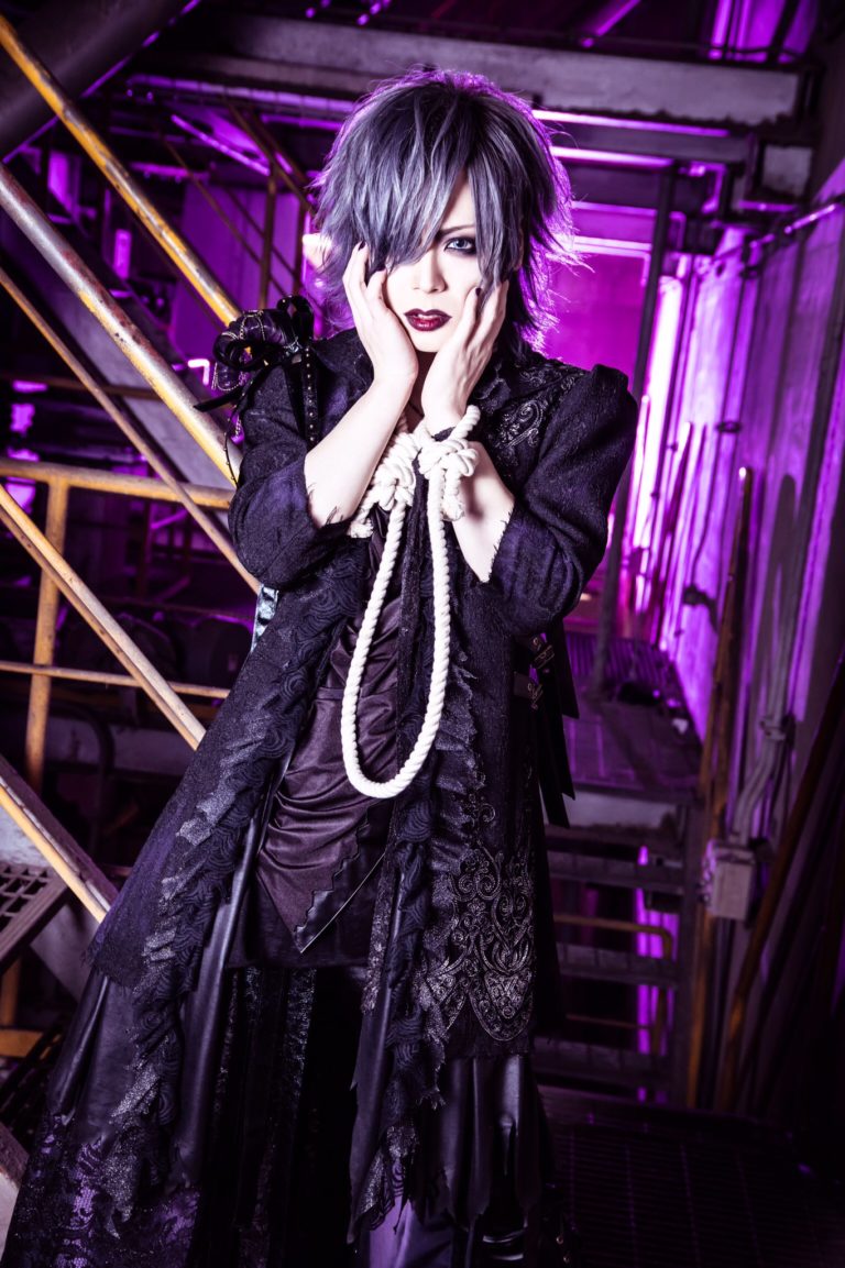 Misui - New single "Baka" and new look - Crimson Lotus - Visual Kei ...