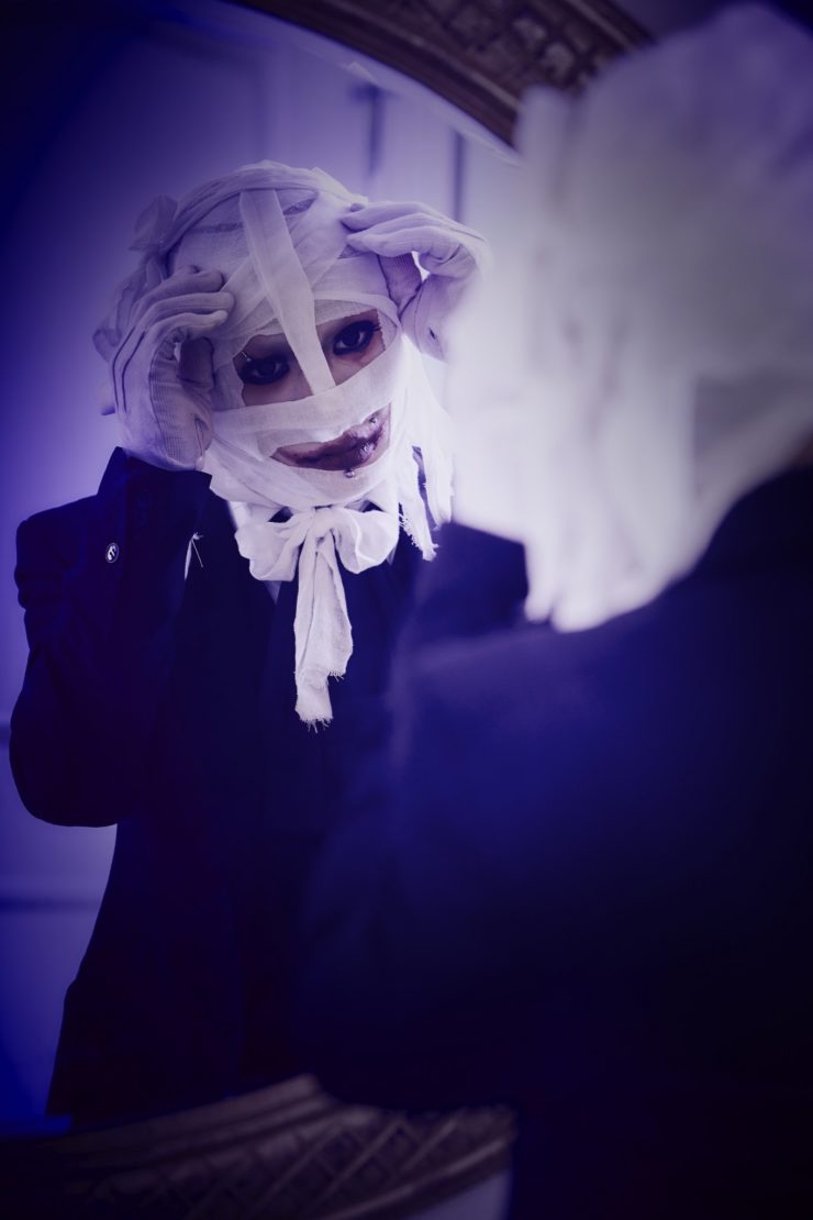 Gulu gulu (ぐるぐる) - Crimson Lotus - Visual Kei promotion