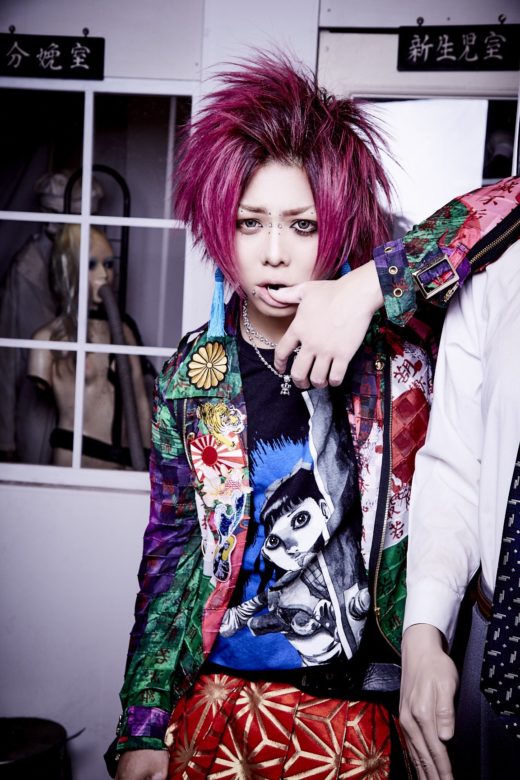 Shellmy - New MV "Hi normal" and new look - Crimson Lotus - Visual Kei ...