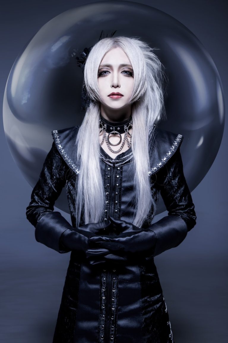 Zera - New single "Kuro yori mo kurai kuro" and new look - Crimson ...