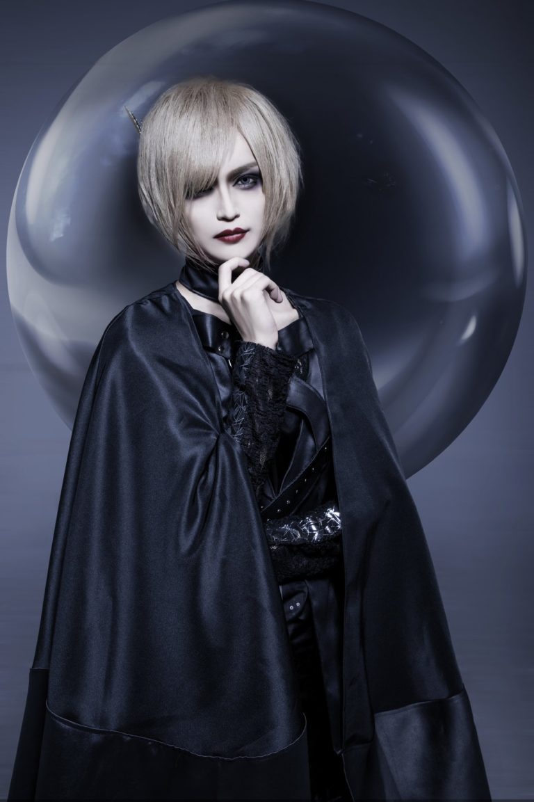 Zera - New single "Kuro yori mo kurai kuro" and new look - Crimson ...