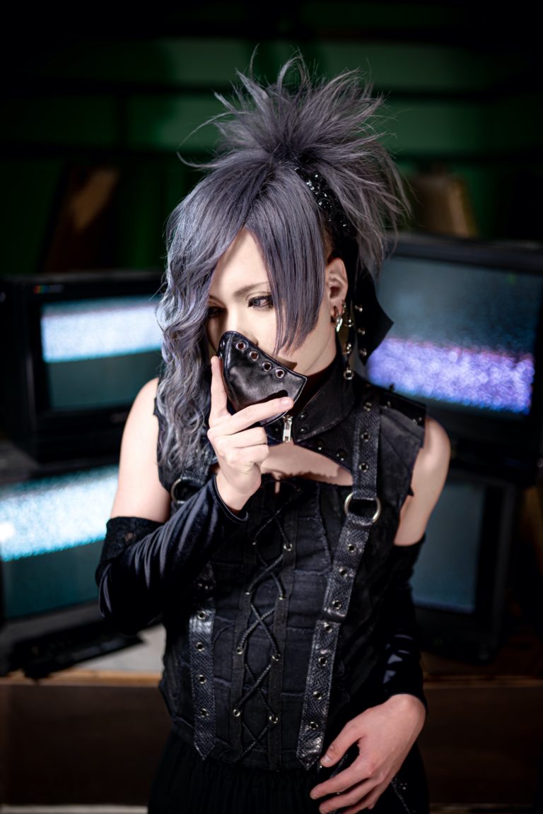 DEVILOOF - New single "Newspeak" and new look - Crimson Lotus - Visual ...