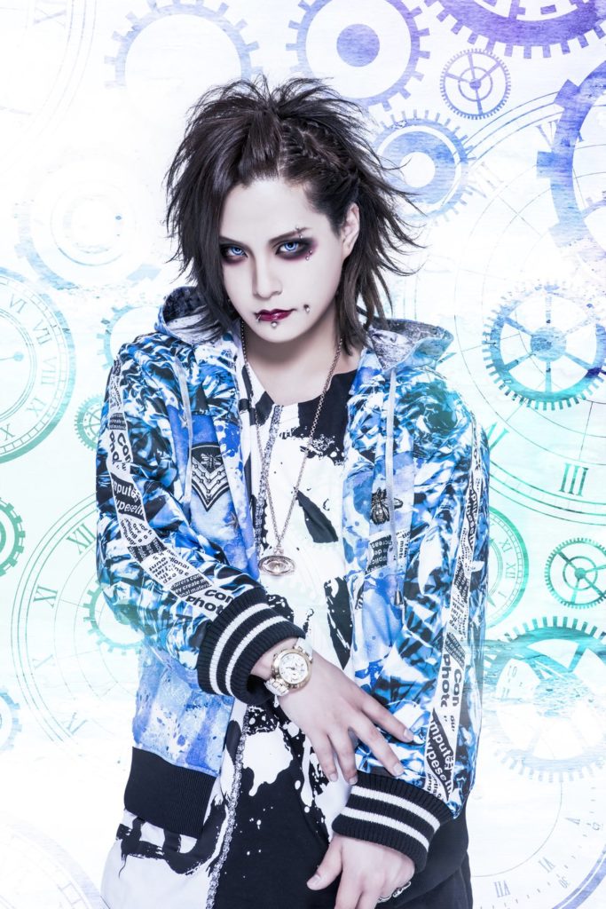 Houts - New single "Now or Never", MV spot and new look - Crimson Lotus - Visual Kei promotion