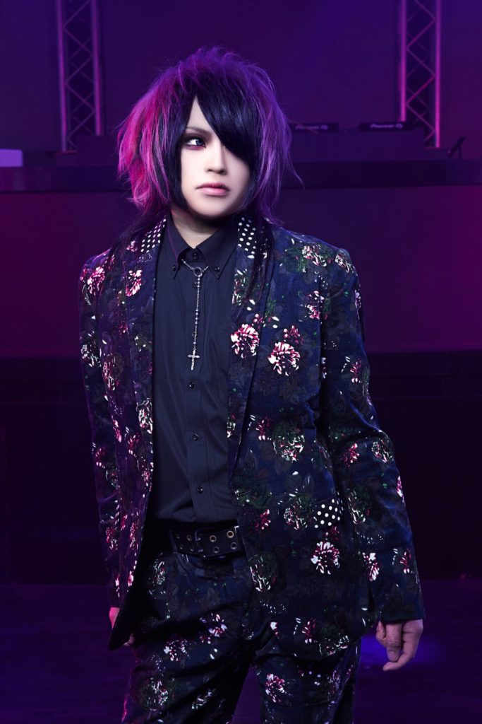 RAN - New MV "DIRTY MIND" and new look - Crimson Lotus - Visual Kei ...