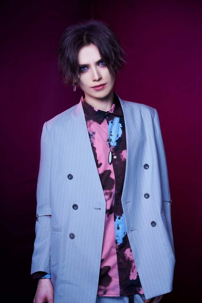 EviLA - New single "Kaleidoscope" and new look - Crimson Lotus - Visual ...