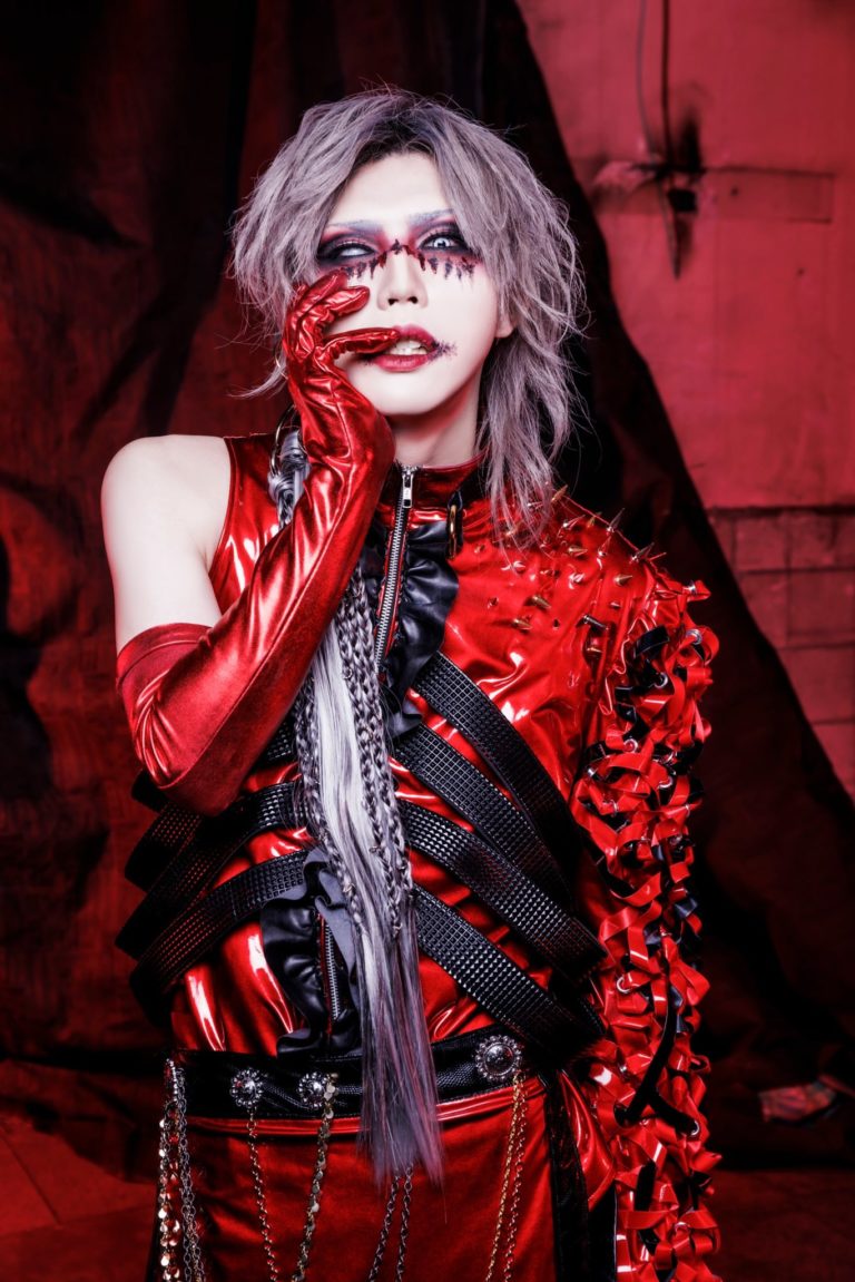 XANVALA - New MV "Que sera sera", one-man tour and new look - Crimson ...