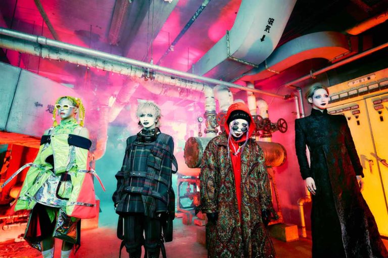 Kizu (キズ) - Crimson Lotus - Visual Kei promotion
