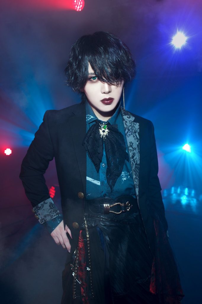 Rides in ReVellion - New MV "Shinitai yoru wo koete", one-man tour and new look - Crimson Lotus ...