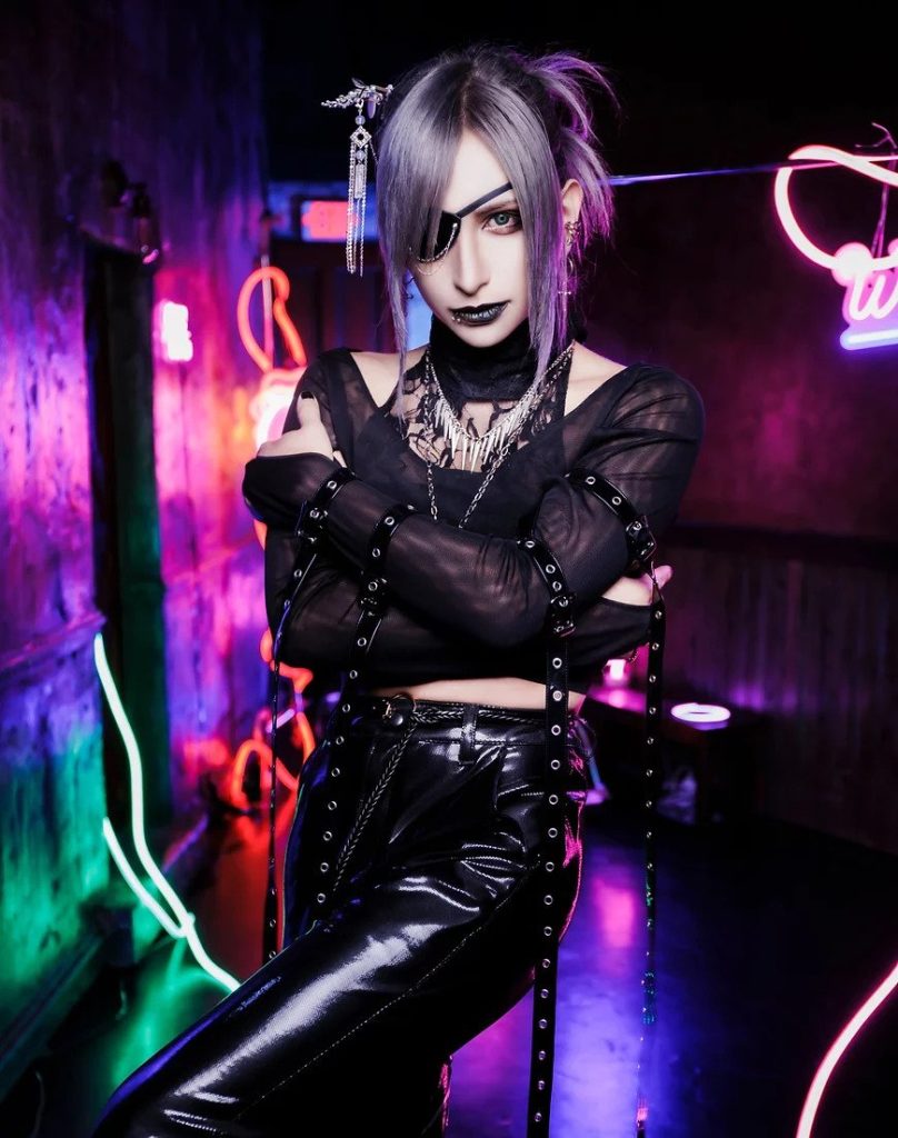 Ashmaze. - New mini-album "Dilemma", new MV "Kyozetsu to juyo", one-man ...