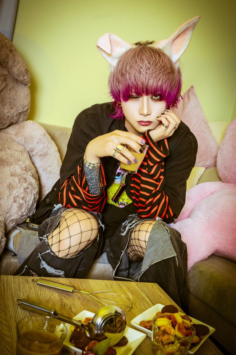 nurié - New MV "Milk tea trip", 4th anniversary one-man and new look ...