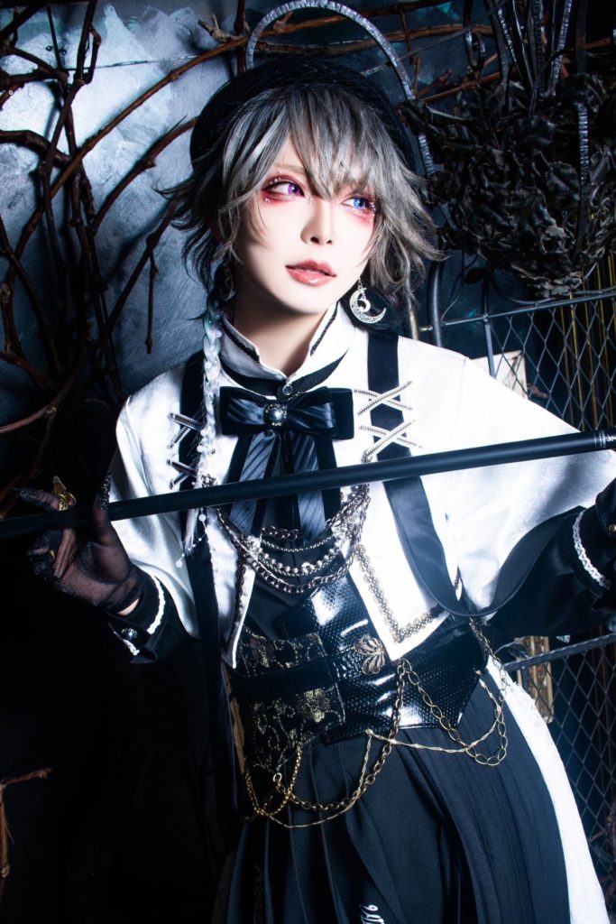 HOWL - New single "Villain no koneko", one-man tour and new look ...