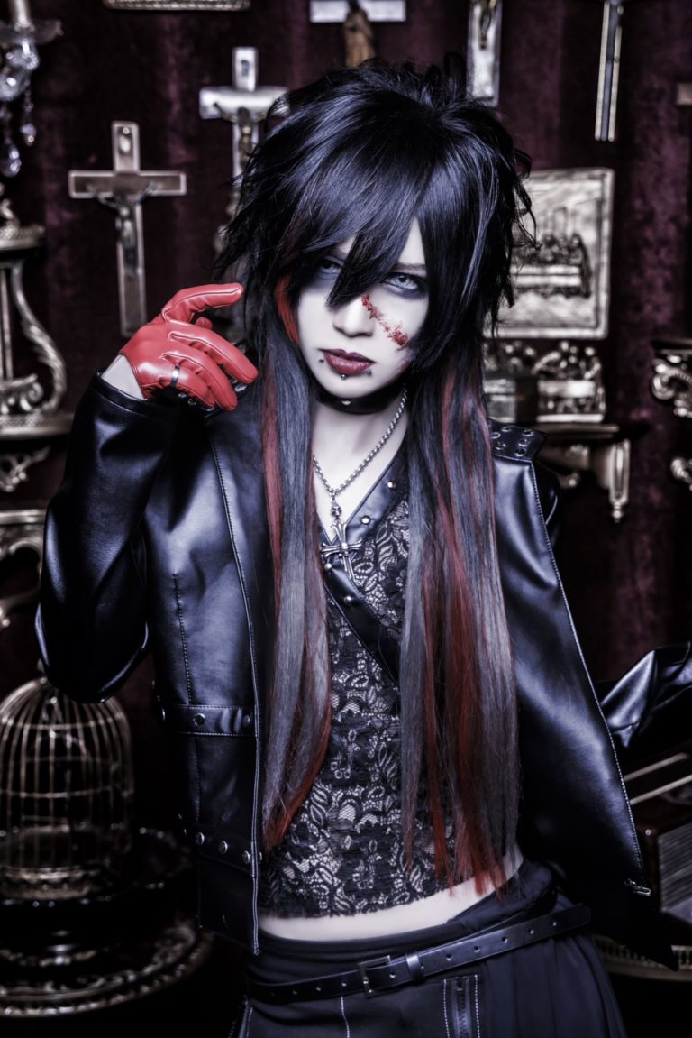 Ms.EVA - First single "Seisan" and new look - Crimson Lotus - Visual ...
