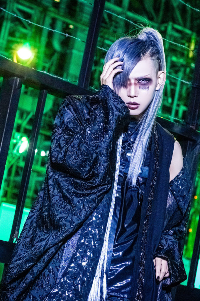 XANVALA - 2-man tour with Ashmaze and new look - Crimson Lotus - Visual ...
