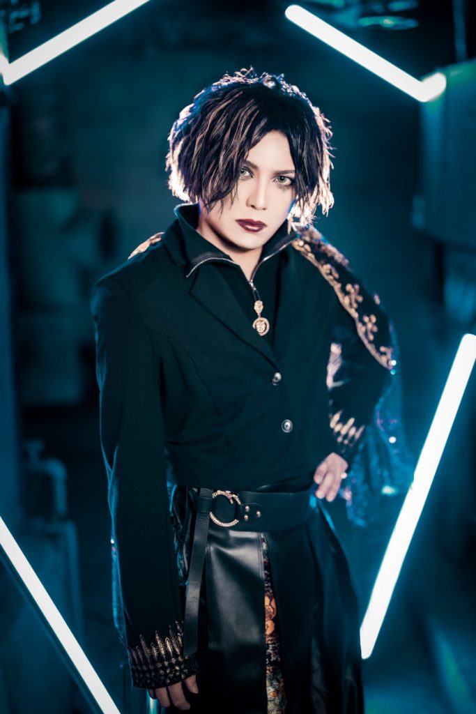 Rides In ReVellion - New single "FALLING STAR", MV and new look - Crimson Lotus - Visual Kei ...