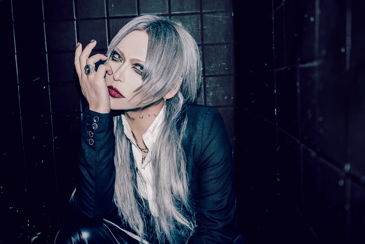 THE DEVIL INSIDE : AGEHA. (digital single) - Crimson Lotus - Visual Kei ...