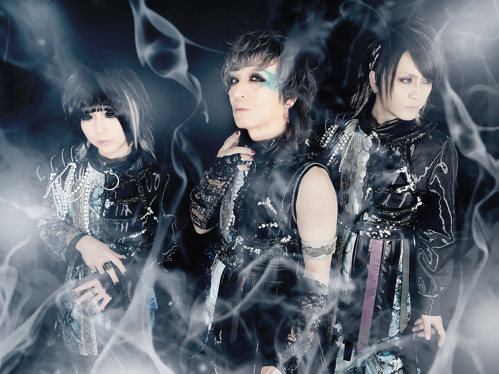 The Benjamin - 5th single "Beelzebub" details and new look - Crimson ...