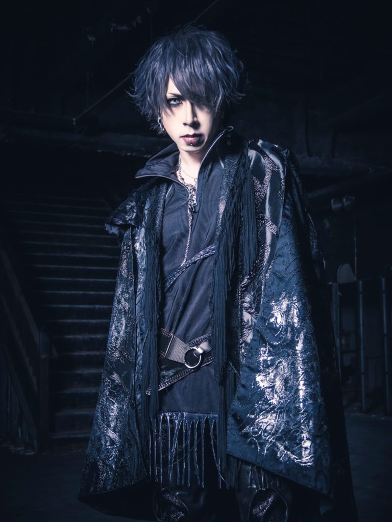 Virge - 8th single "Hitomodoki" and new look - Crimson Lotus - Visual Kei promotion