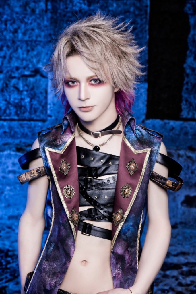 Ashmaze. - Crimson Lotus - Visual Kei promotion