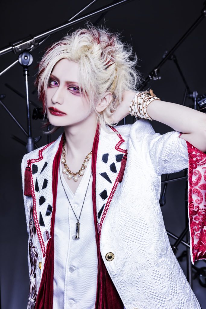 Ashmaze. - Crimson Lotus - Visual Kei promotion