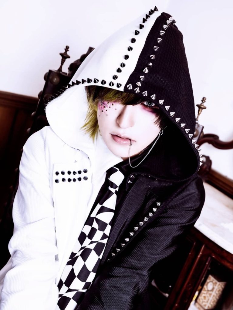 XaaXaa (ザアザア) - Crimson Lotus - Visual Kei promotion