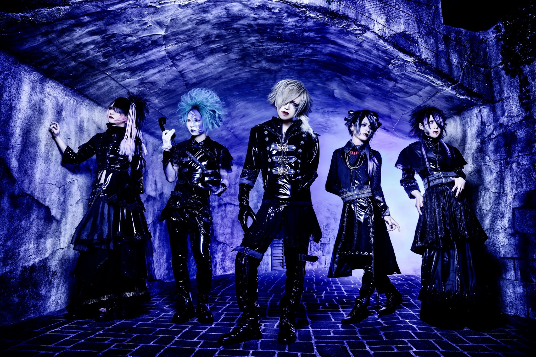 HUMAN ERROR - First look revealed - Crimson Lotus - Visual Kei promotion