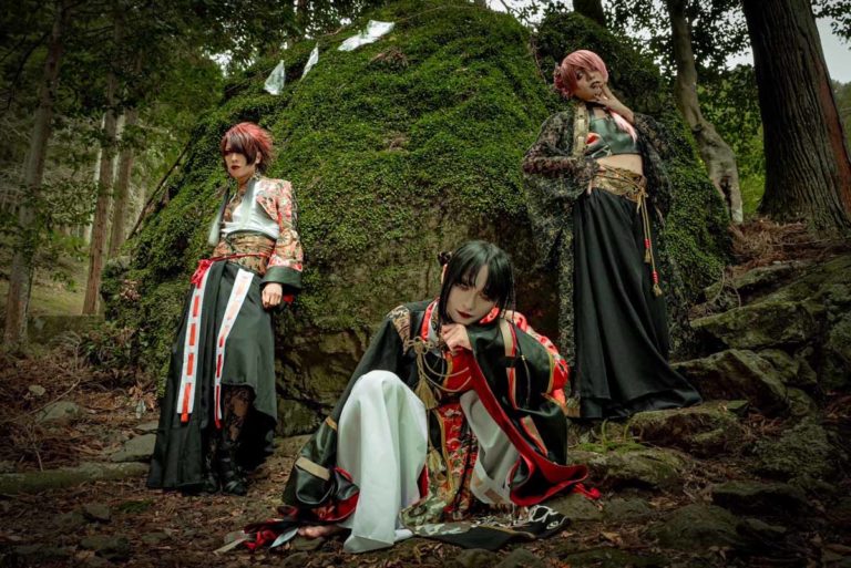 Rurunone - New MV "Tenbatsu" and new look - Crimson Lotus - Visual Kei promotion