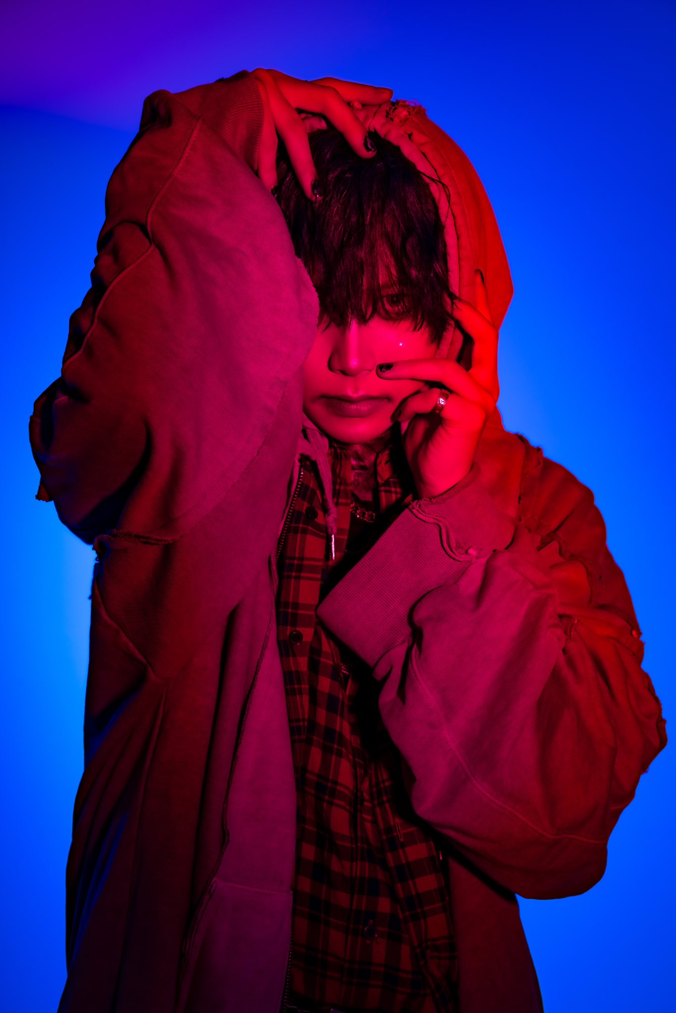 nurié - New look and 5th anniversary one-man - Crimson Lotus - Visual ...