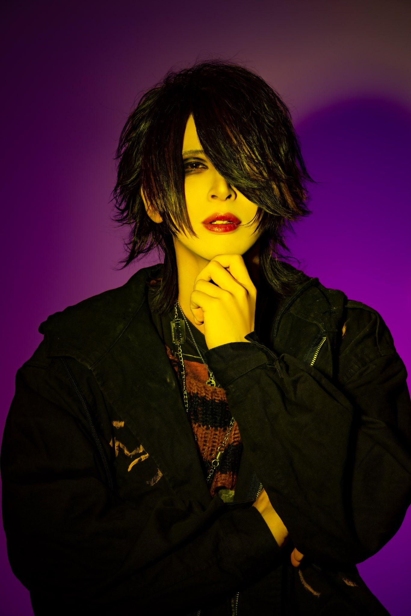 nurié - New look and 5th anniversary one-man - Crimson Lotus - Visual ...