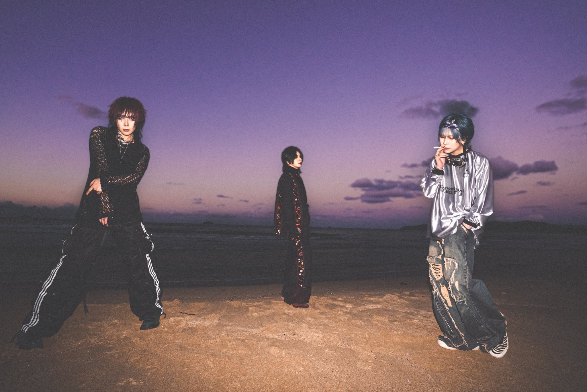 nurié - 2nd album "Borderless" and new look - Crimson Lotus - Visual ...