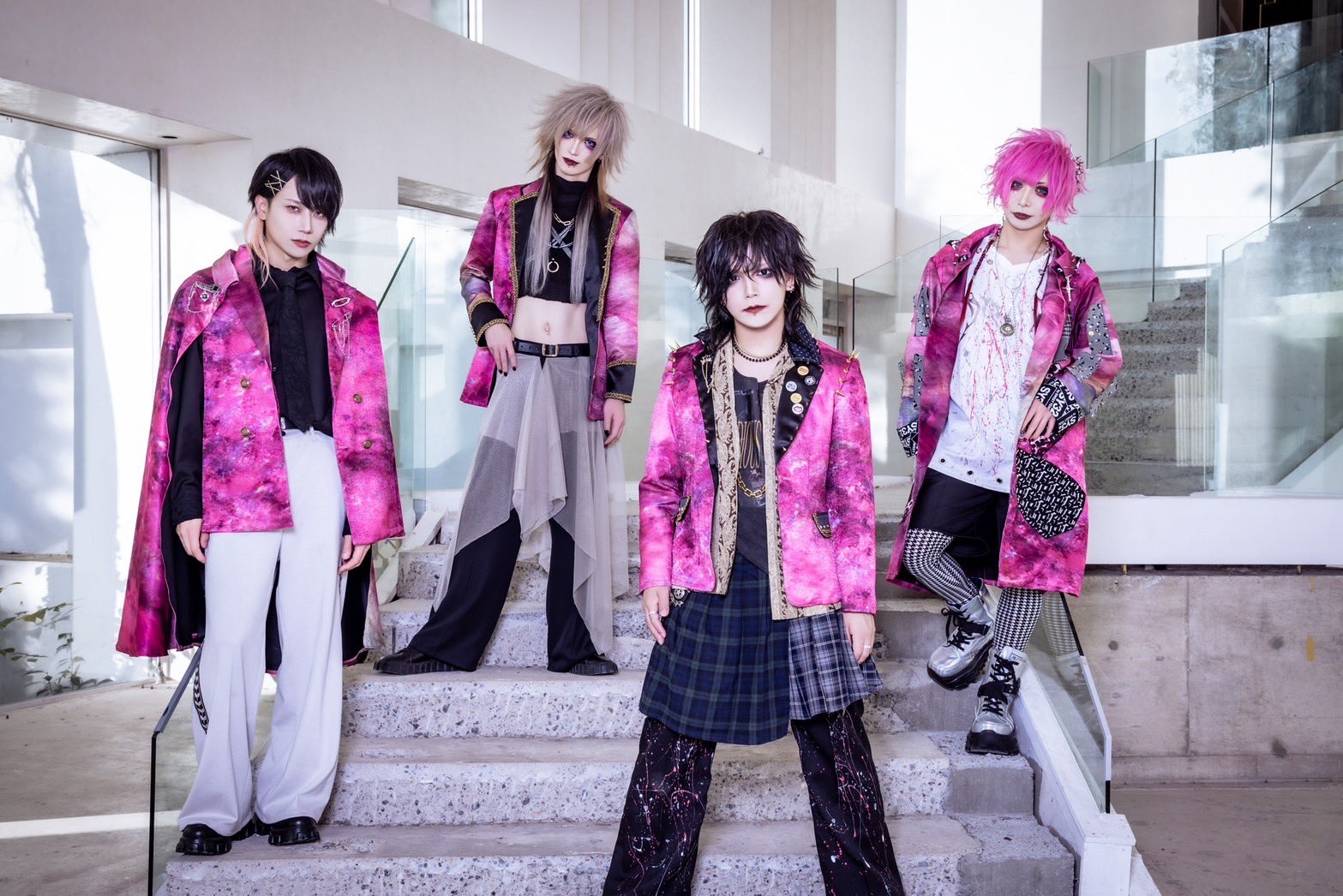 i.D.A - New digital single "Mirai no hajime kata", one-man tour and new look - Crimson Lotus ...
