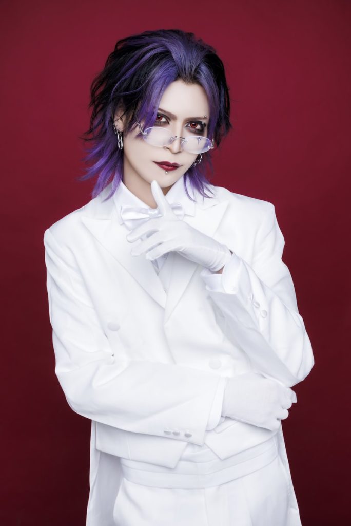 Garakuta - New conceptual look - Crimson Lotus - Visual Kei promotion
